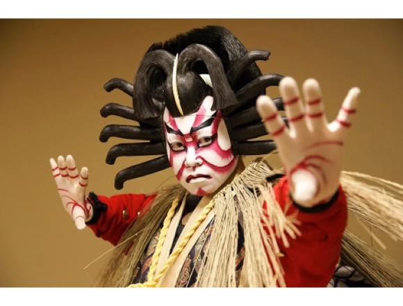 A course to experience "Kabuki"(Japanese traditional drama performed by ...